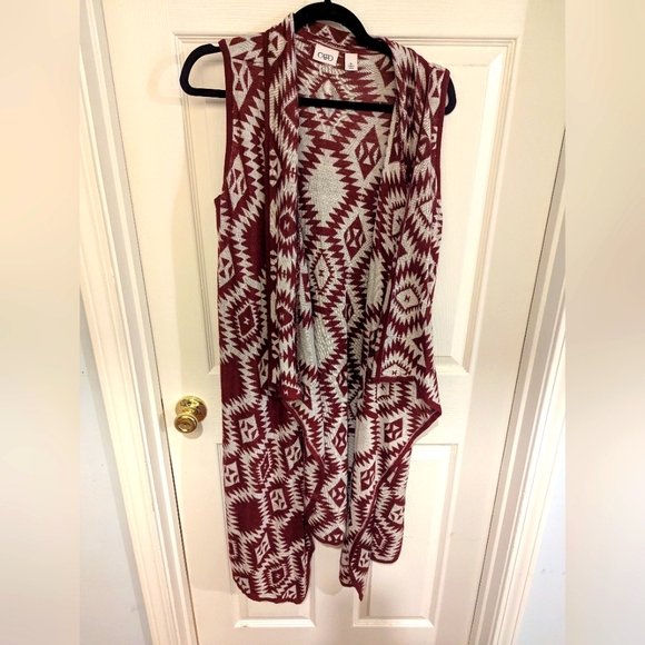 Cato | Jackets & Coats | Cato Red And White Patterned Knit Vest | Poshmark